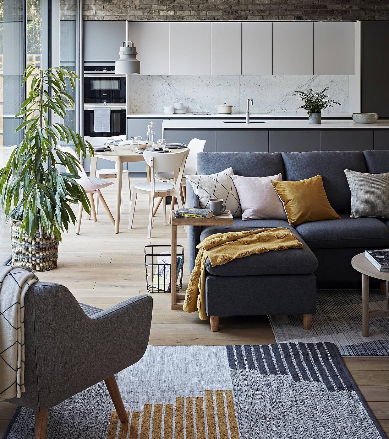 Modern open kitchens – trend in design - Travellingstory