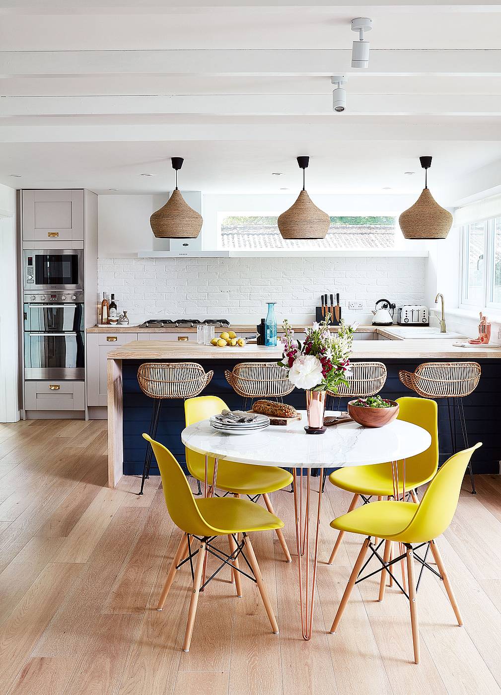 Modern open kitchens – trend in design - Travellingstory